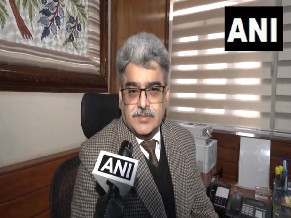 Prioritizing the Hearing of Public Grievances: CS Dulloo — The Kashmir ...